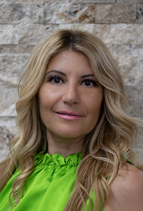 Santina Alexia Caracciolo - Michael's Hair Body & Mind